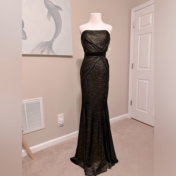 Badgley Mischka | Dresses | Nwt Badgley Mischka Black And Gold Elegant ...